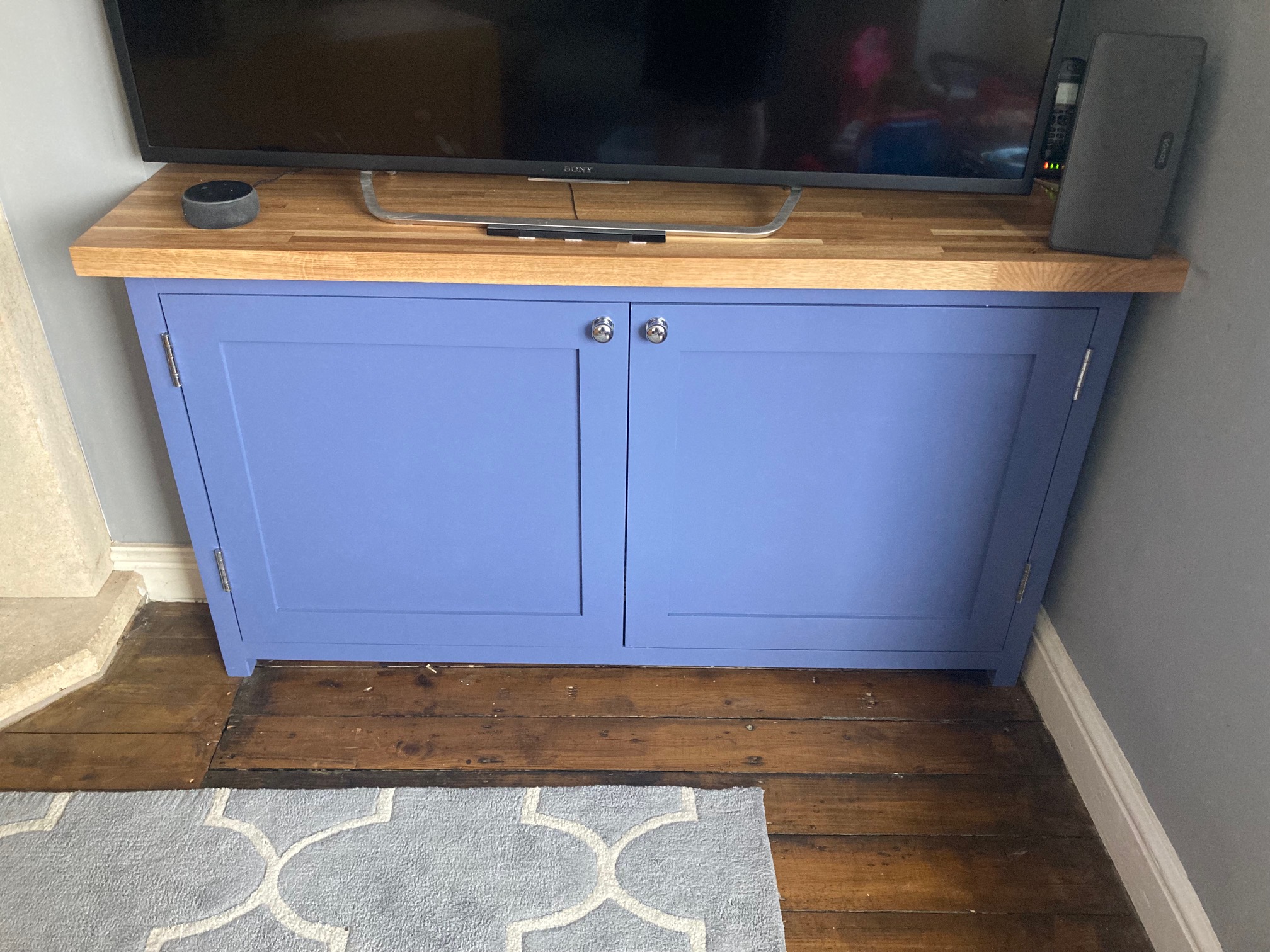 Carpentry Designs: TV / Games Console Cabinet