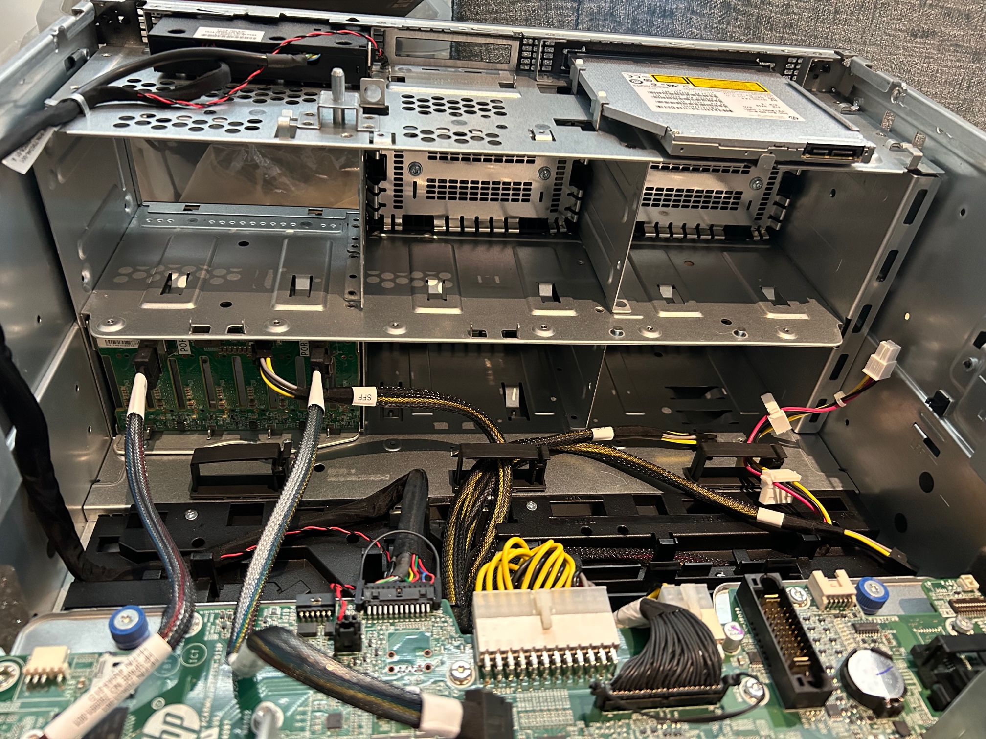 HP ProLiant ML350 Gen9 as a home server